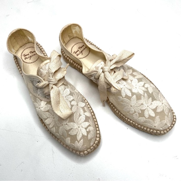 Toni Pons | Shoes | Toni Pons Ivory Embroidered Floral Espadrille ...